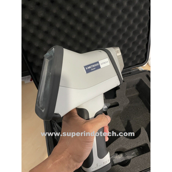Used Hitachi X-MET8000 Smart handheld XRF analyzer - Sale
